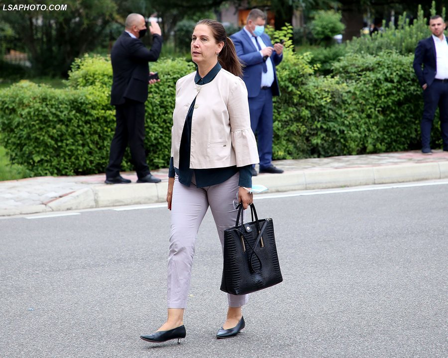 Betonizim kriminal në Gjirin e Llamanit/ Si i firmosi Kumbaro 100 mijë ...