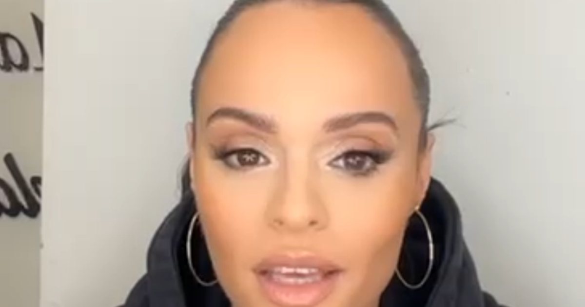 Eleganca e përjetshme e Kristaq Skramit nga Suada Daci - Bomb Video