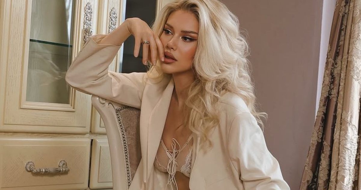 Wow! Fjoralba Ponari duket kaq ndryshe me flokë brune *.* - Showbiz