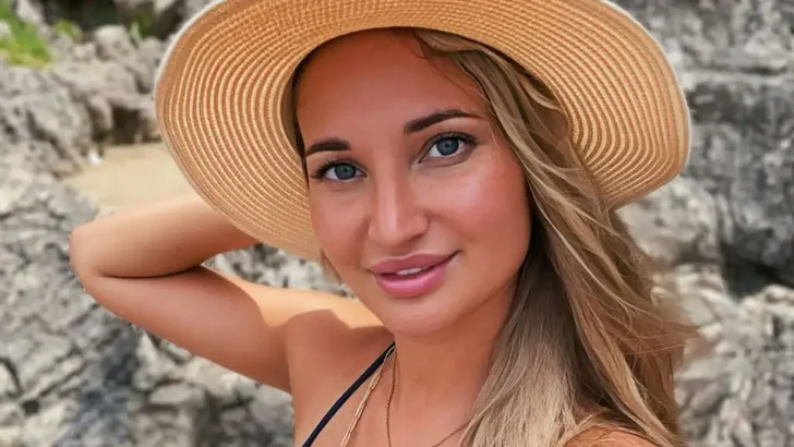 Selin's father explodes at Miri: He's a pervert, a gigolo...